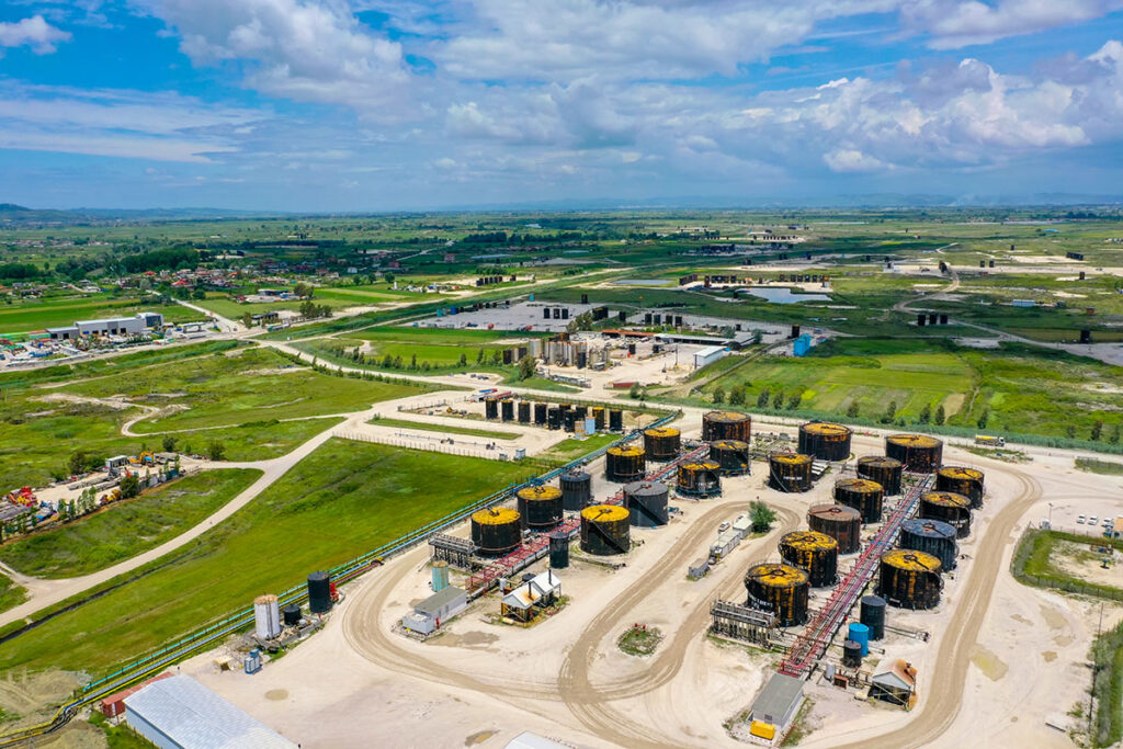 Types of crude oil extracted at the Patos Marinza field